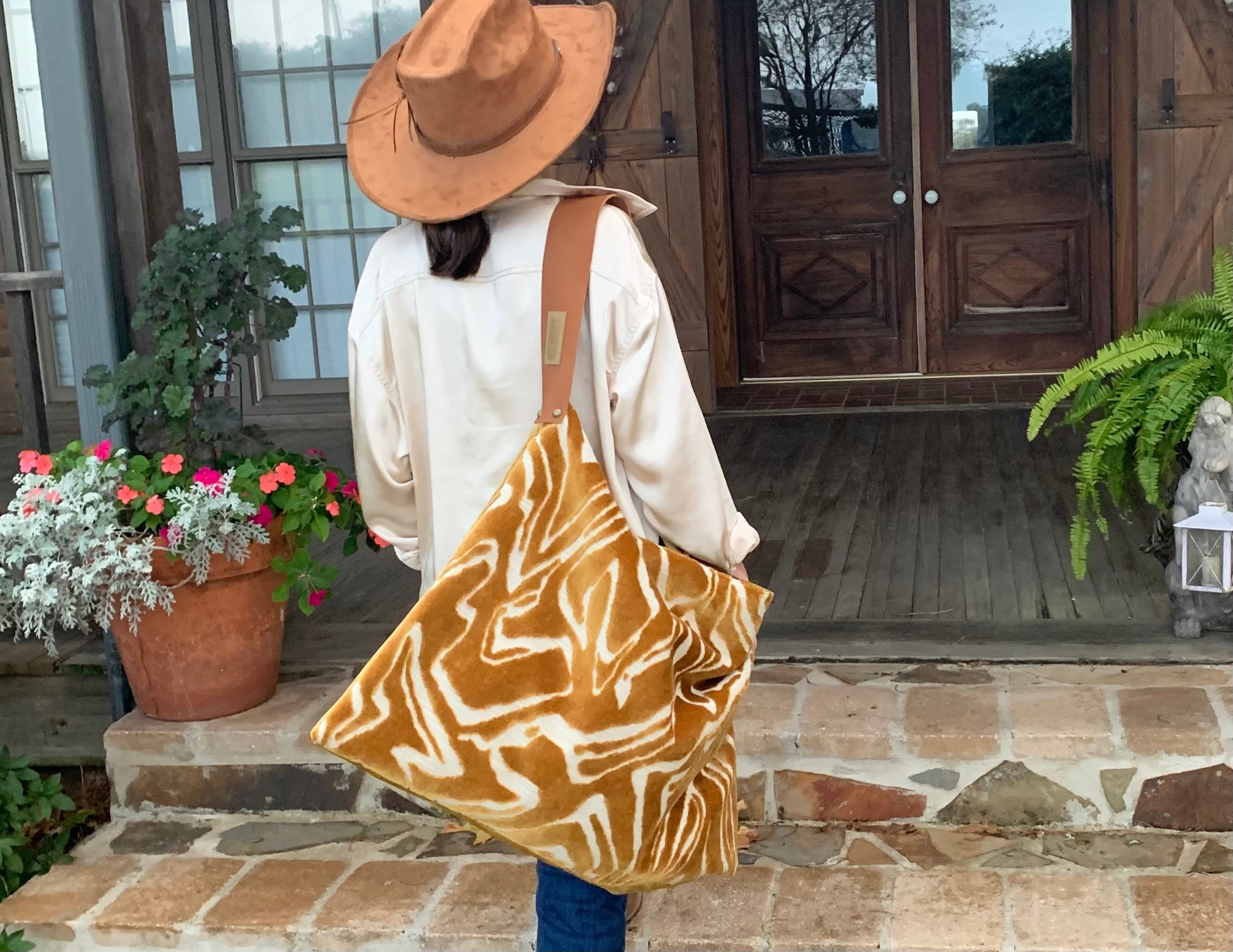 DMD Bags Louisiana Made! Handbags and Travel Accessories